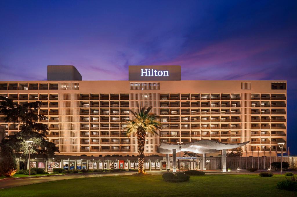 Hilton Enters Next Century of Operations with Remarkable Performance in ...