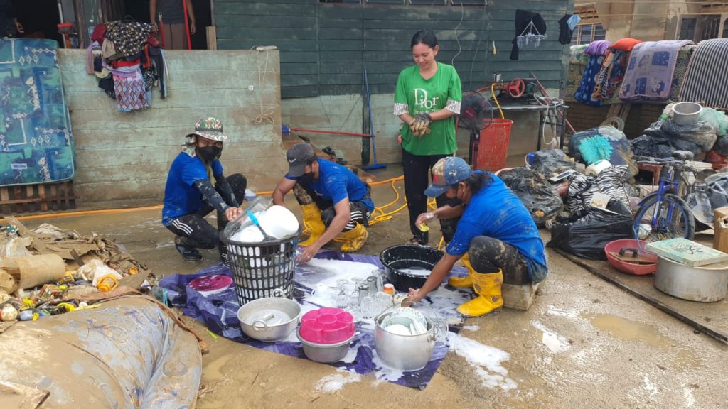 Wasco Energy mobilizes a team to help flood-affected residents in ...