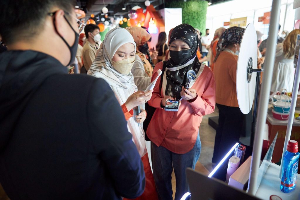 Malaysian female sellers uplift other women on Shopee | News Hub Asia